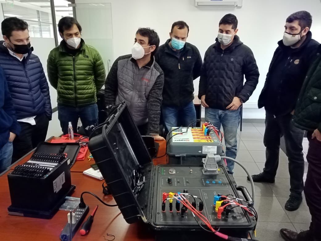 SMRT Megger: Una maleta para pruebas de Relés de Protección de manera ...